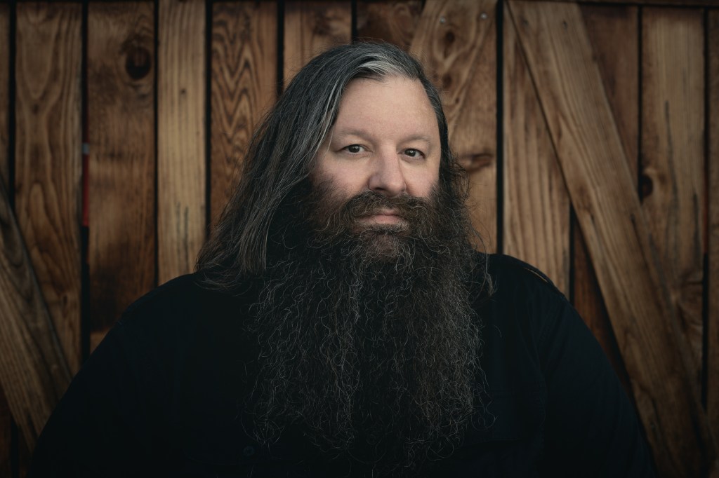 11 Questions to a Nashville Musician: Bradford Loomis | Music City Mike